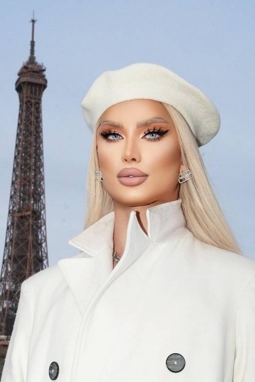 The Beautiful Halessia – CD Girls